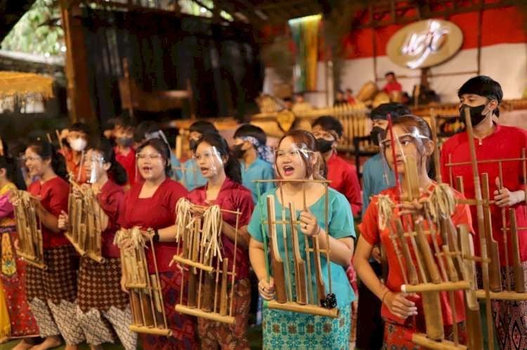 Angklung, Alat Musik Bambu Warisan Budaya Dunia